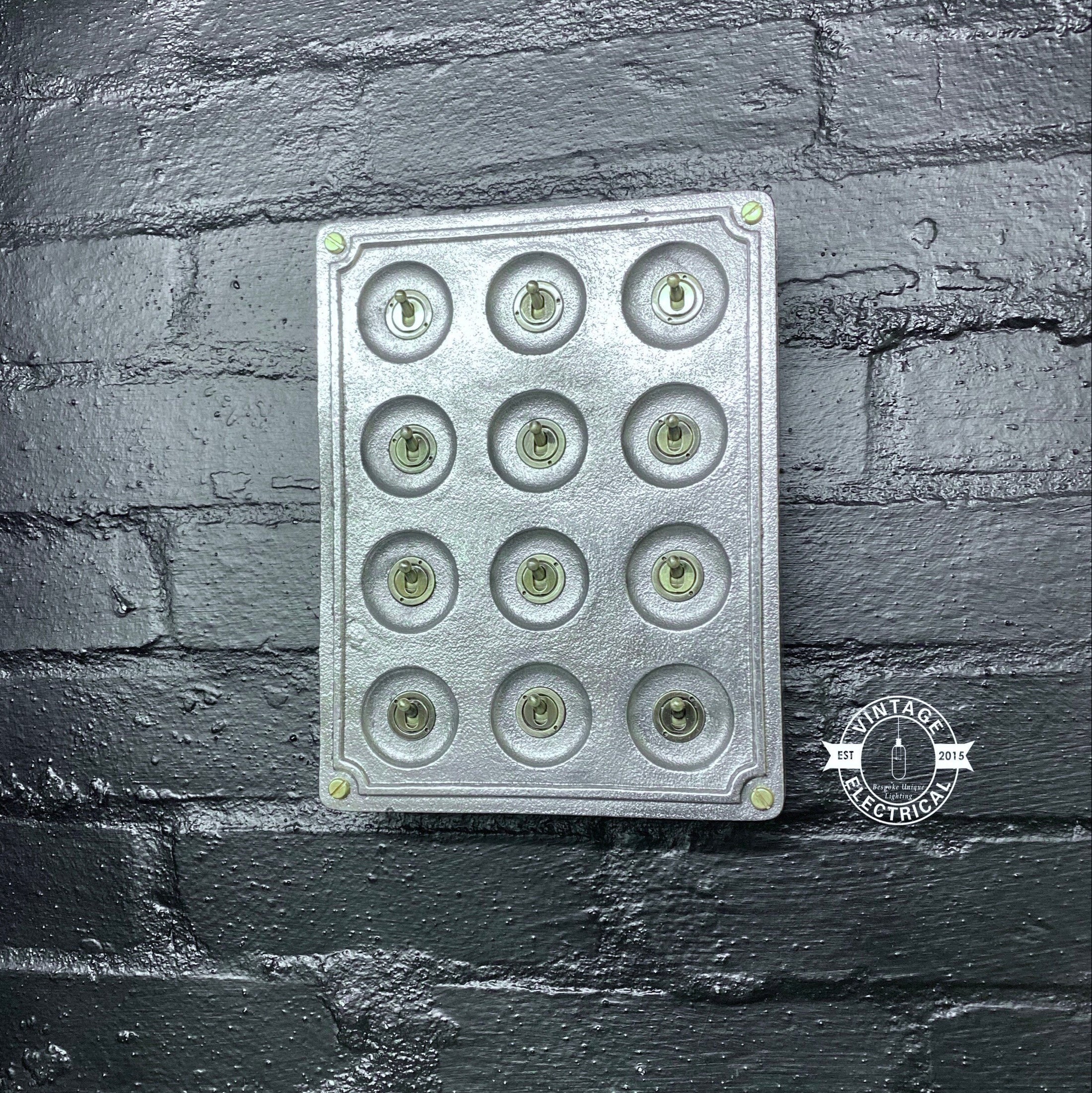 12 Gang 2 Way Solid Cast Metal Surface Mounting Conduit Light Switch I ...