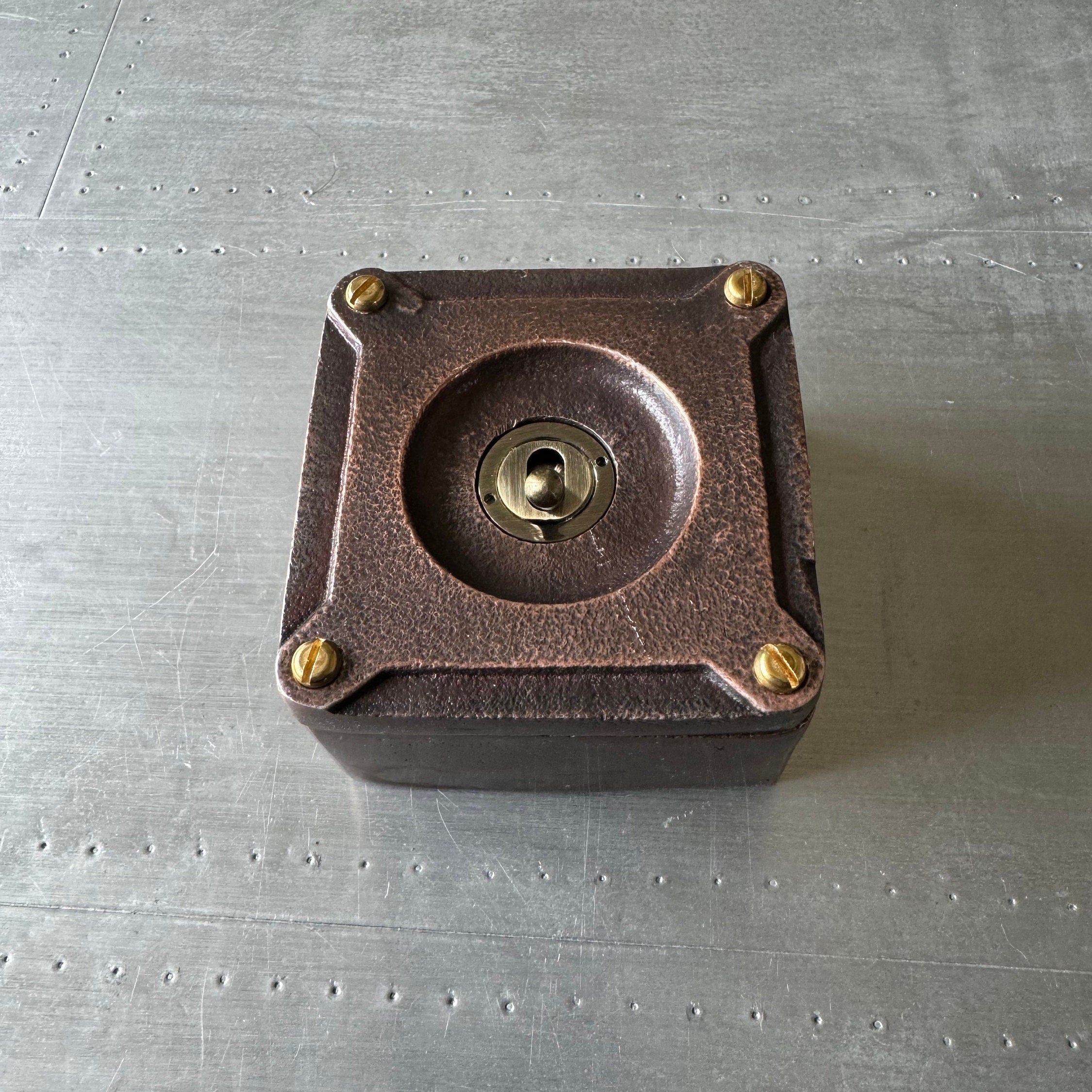 Single Gang Antique Copper Solid Cast Metal Conduit Light Switch Indus ...