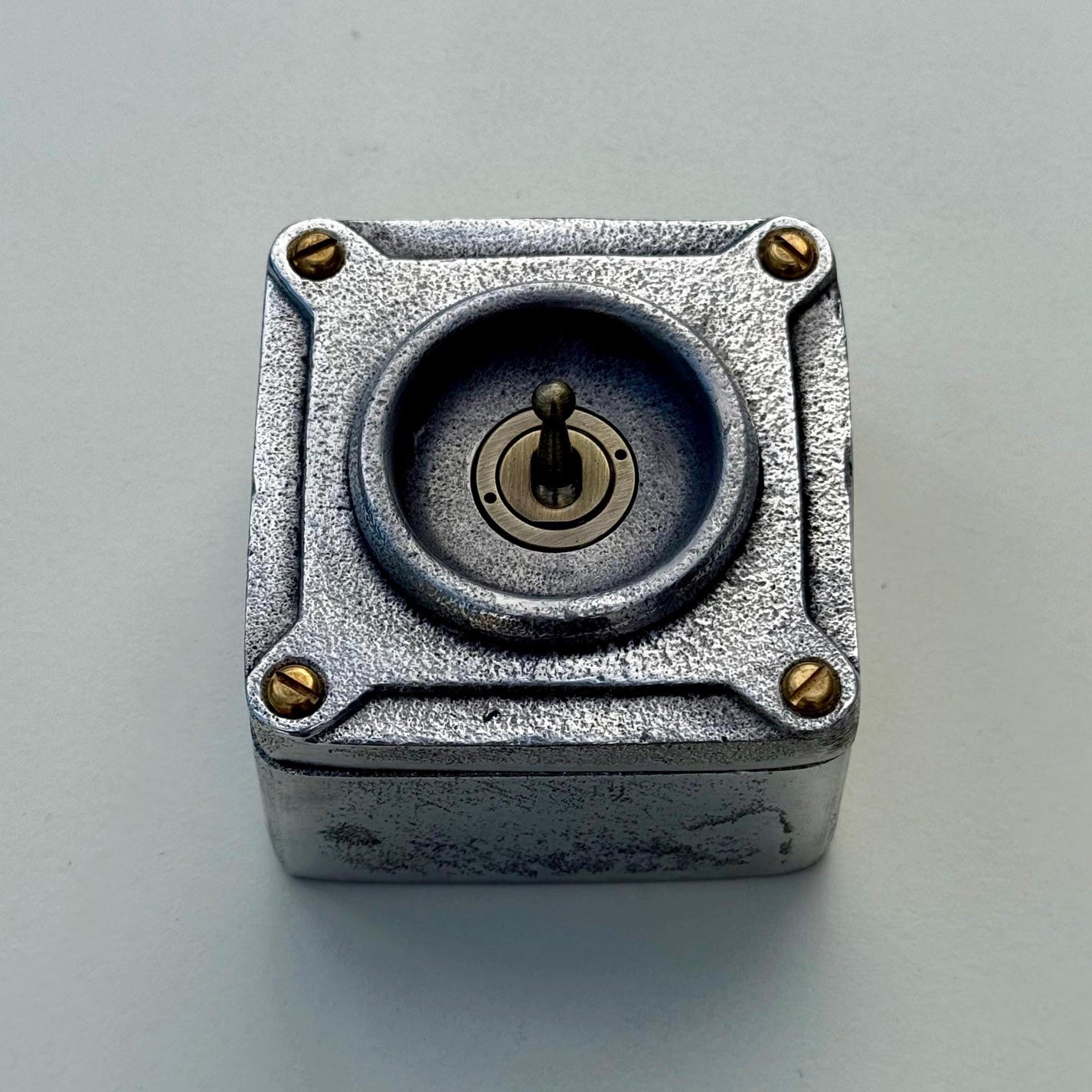 Single Gang Solid Metal Toggle Light Switch | 2 Way 10 Amp Industrial ...