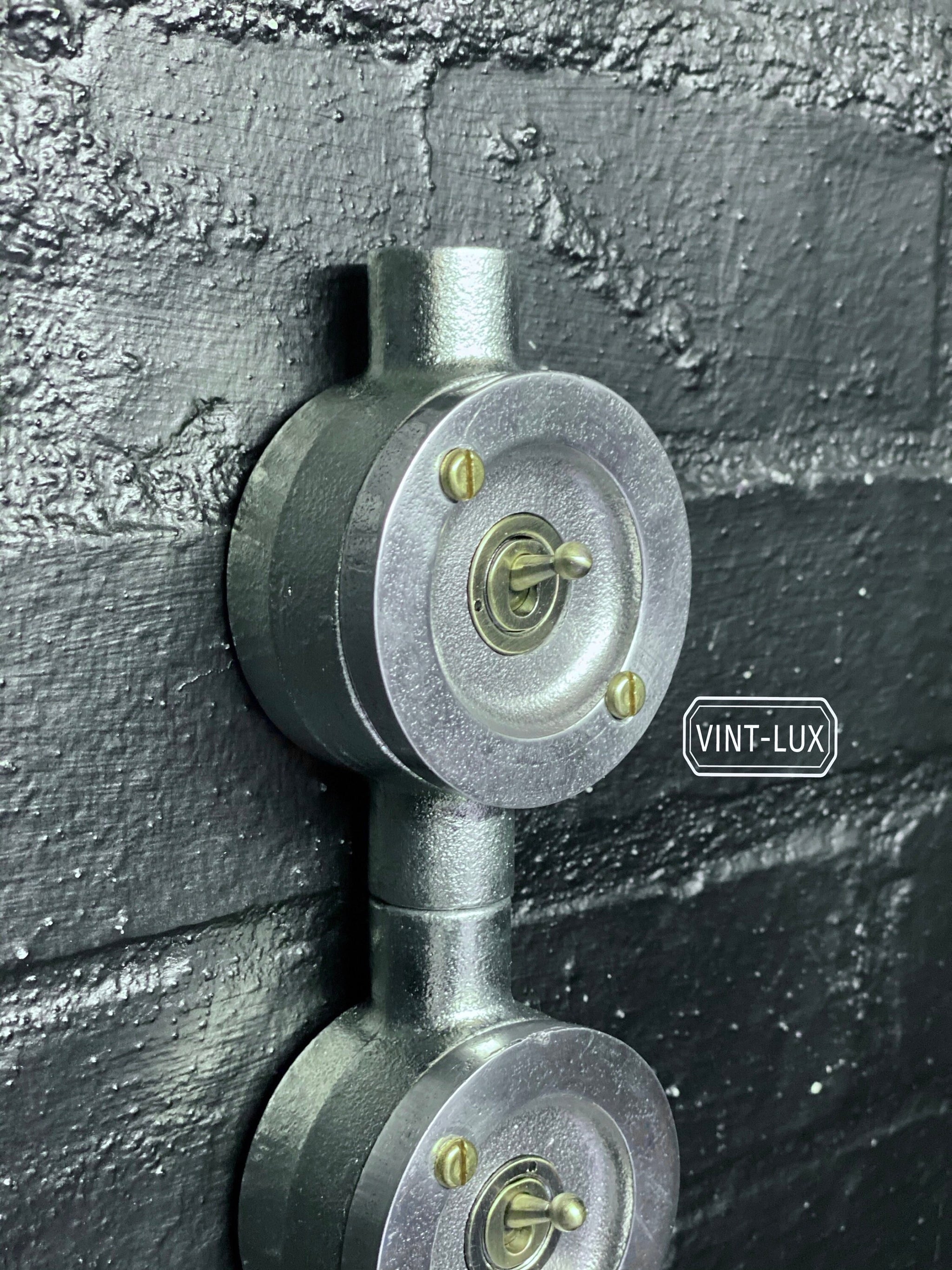 Double Gang Solid Cast Conduit Metal Light Switch Industrial 2 Way - B ...