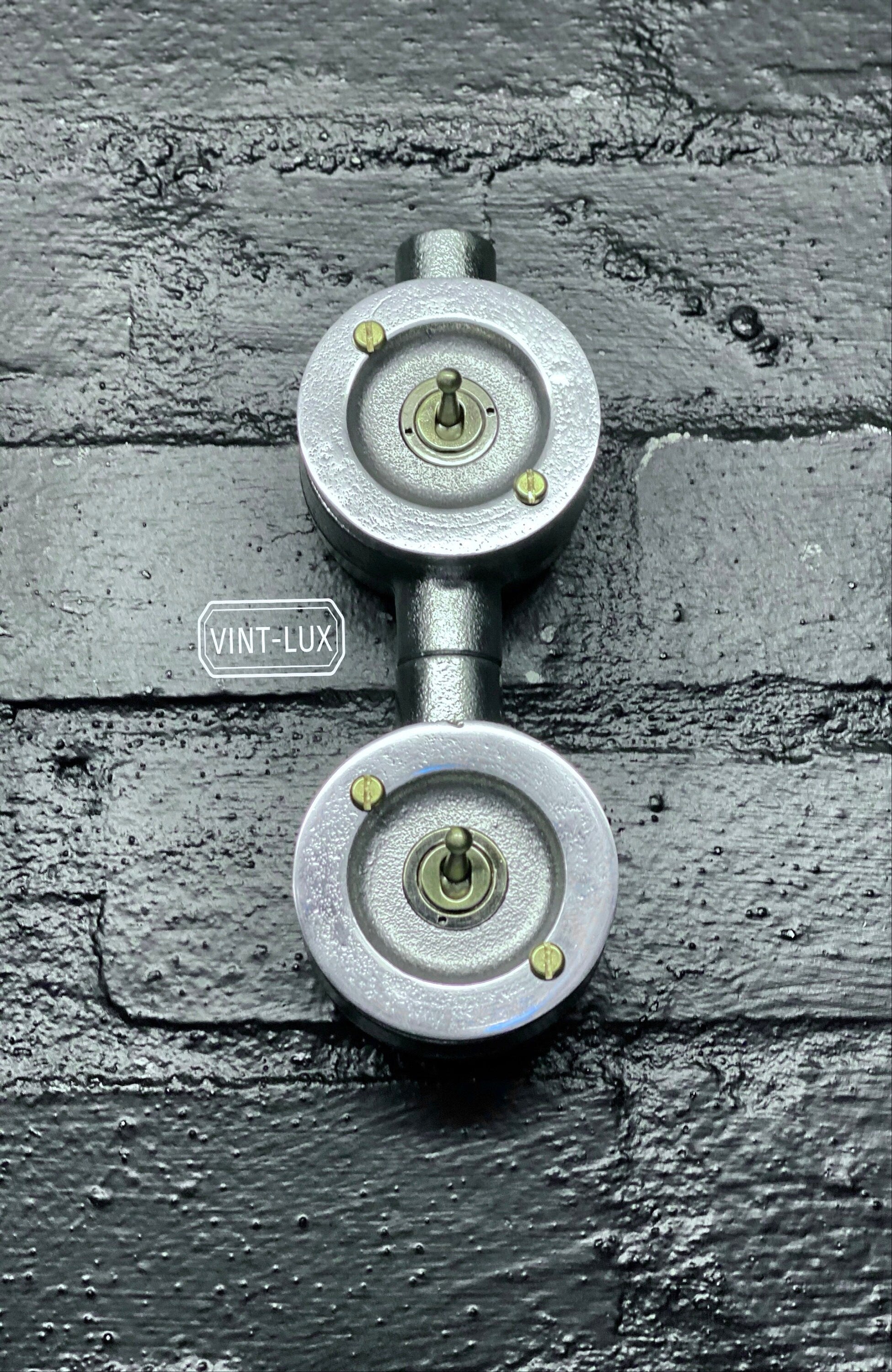 Double Gang Solid Cast Conduit Metal Light Switch Industrial 2 Way - B ...