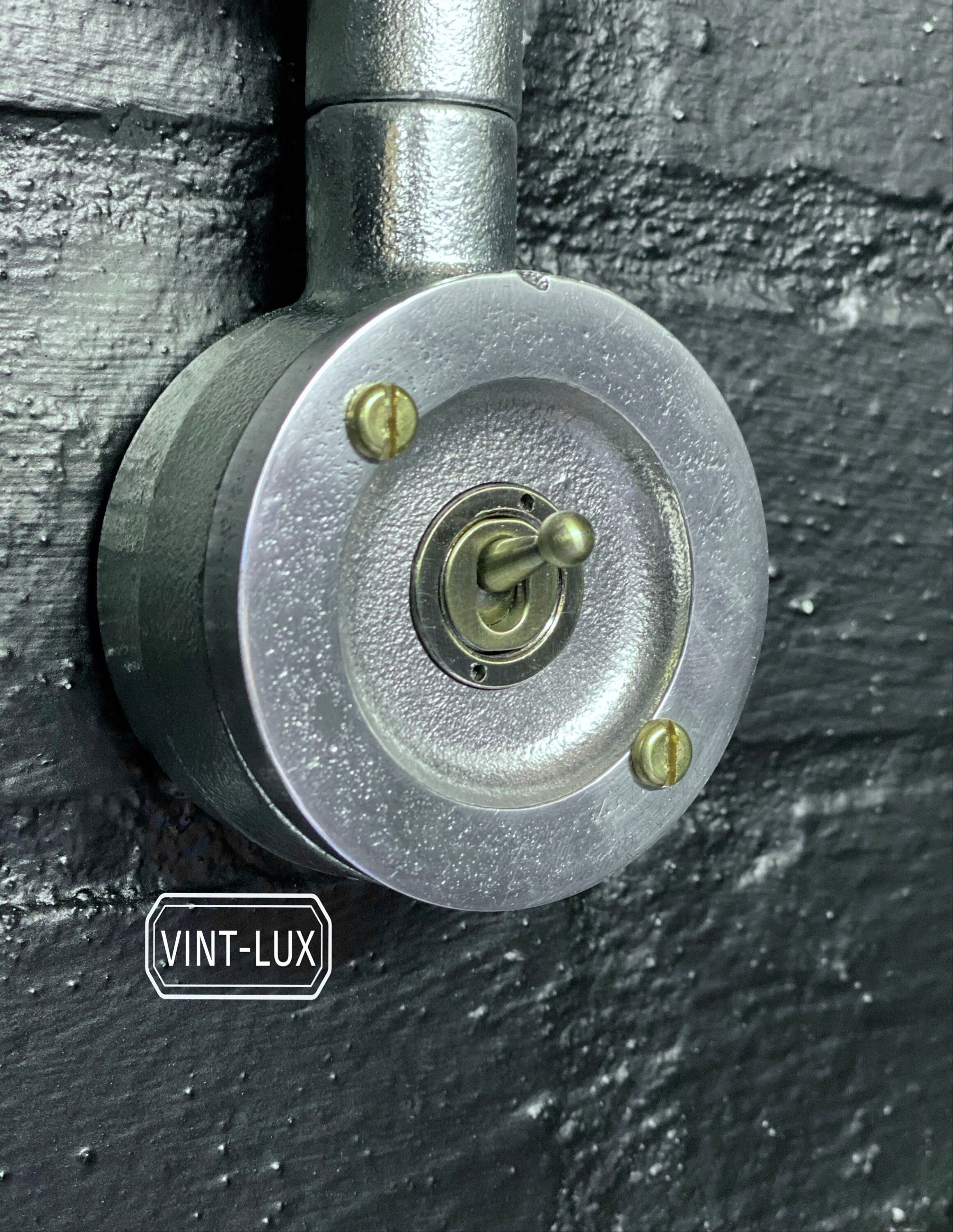 Double Gang Solid Cast Conduit Metal Light Switch Industrial 2 Way - B ...