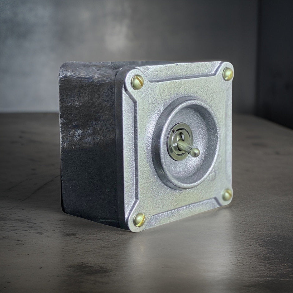 Light Switches & Sockets – Vintage-Electrical